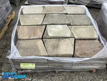 Repocast.com® | Skid lot of Anchor Diamond coping...
