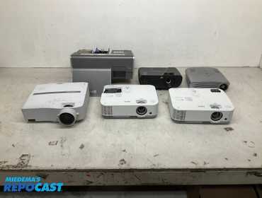 Repocast.com® | Lot of (6) Used Projectors including 1...