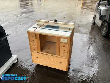 Repocast.com® | Router Table with on/off switch and...