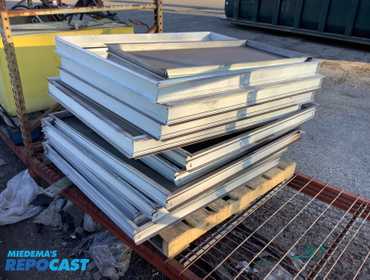 Repocast.com® | (11) 3'x4' portable office windows