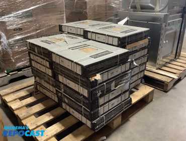 Repocast.com® | Lot of (26) Boxes of Premium Tile MSI...