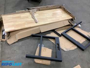 Repocast.com® | Lot of deconstructed table with wooden...