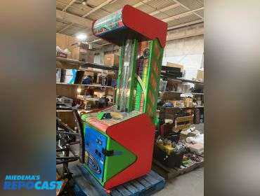 Repocast.com® | Throttle up arcade game, 91” tall, 35”...