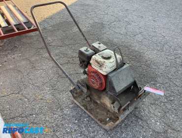 Repocast.com® | Stone compactor, powered by a Honda...