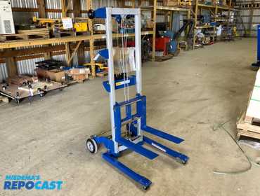 Repocast.com® | Vestil Utility Lift. Model: GL4-BR....