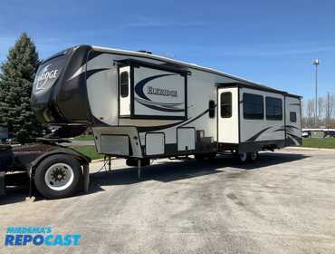 Repocast.com® | 2015 Elkridge Heartland RV 38 RSRT...