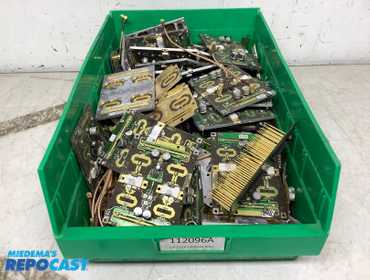 Repocast.com® | Lot of miscellaneous old circuit boards.
