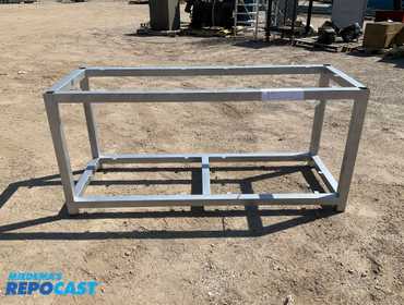 Repocast.com® | Silver painted aluminum table frame,...