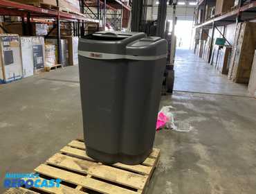 Repocast.com® | (1) AO Smith 400 Whole House Water...