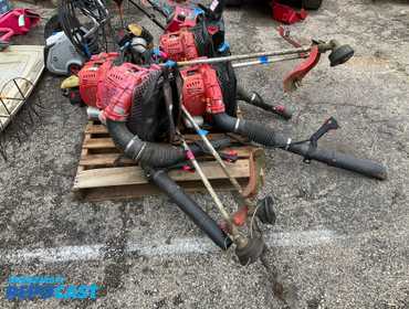 Repocast.com® | (4) Redmar #EBZ5150 gas leaf blowers...