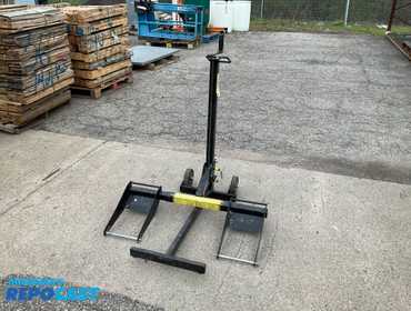 Repocast.com® | MoJack EZ mower jack