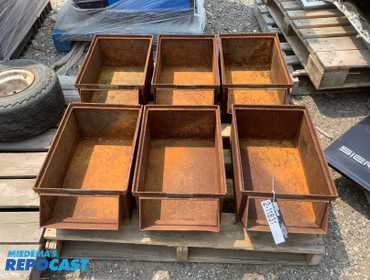 Repocast.com® | Lot of (6) industrial metal parts bins...