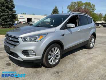 Repocast.com® | 2017 Ford Escape Titanium 4WD Sport...