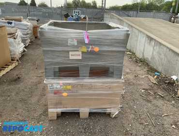 Repocast.com® | Lot of (2) poly crates with fork...