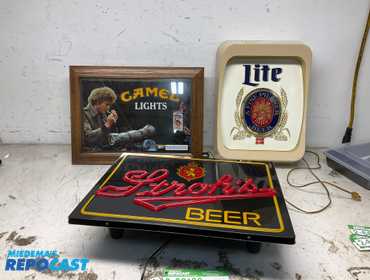 Repocast.com® | (3) vintage light up signs. (2) beer...