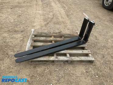 Repocast.com® | (2) Unused Cascade 60” Forks, fit on...