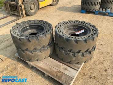 Repocast.com® | (4) Used Earthforce Size 30x10-16...