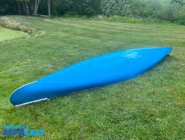Repocast.com® | 15' FIBERGLASS CANOE IN GREAT SHAPE