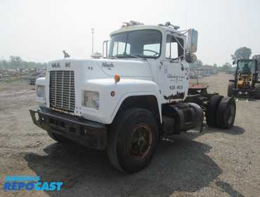 Repocast.com® | 1986 Mack Semi 1M2N275X6GA002382