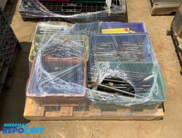 Repocast.com® | Skid lot of assorted metal rods and...