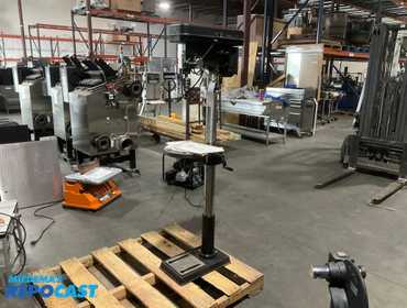 Repocast.com® | Cal-Hawk 240-2127 12 Speed Drill Press