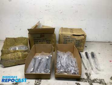 Repocast.com® | Lot of (129) assorted combination...