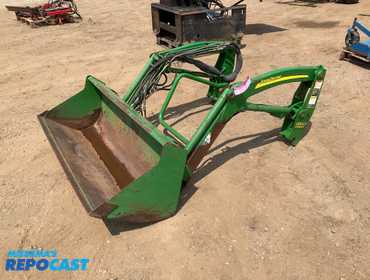 Repocast.com® | John Deere 200CX Quick Attach Front...