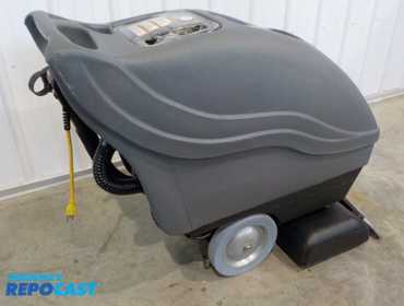 Repocast.com® | Tennant/Nobles shop carpet extractor,...