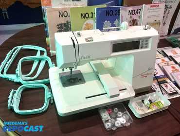 Repocast.com® | BERNINA Bernette Deco 600 Embroidery...