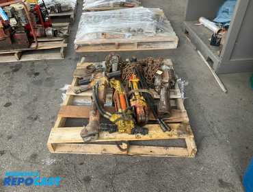 Repocast.com® | Lot of (1) Yale 3 Ton Lever Ratchet...