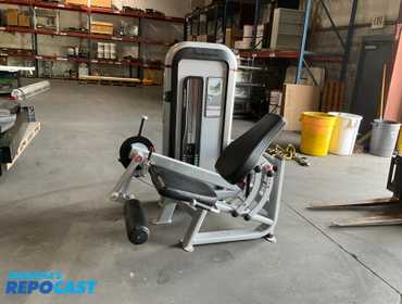 Repocast.com® | 1- Nautilus Leg Extension Machine ...