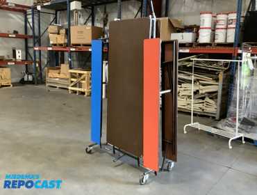 Repocast.com® | Foldable Rolling Table with Benches ....