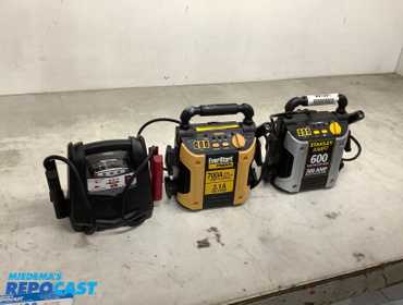 Repocast.com® | Lot of 3 various jump packs, Stanley...