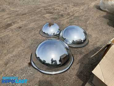 Repocast.com® | Lot of (3)different sized dome mirrors
