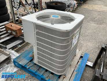Repocast.com® | Lot of (1) Fedders 5 Ton Air...