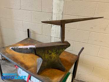 Repocast.com® | 167# BLACKSMITHS ANVIL WITH TOOL AS...