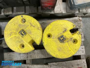 Repocast.com® | (2) John Deere plastic shell wheel...
