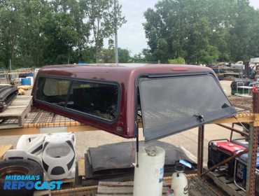 Repocast.com® | Lot of (1) CoverMaster Maroon Pickup...