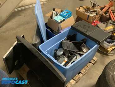 Repocast.com® | Lot of misc. electronic items,...