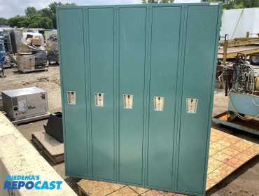 Repocast.com® | Lot of (5) Republic Storage Systems...