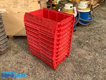 Repocast.com® | Lot Of 10 nestable Containers with...