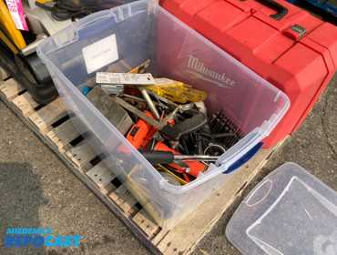 Repocast.com® | Lot of Assorted Tools including...