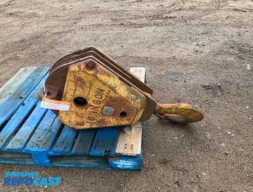 Repocast.com® | Johnson 30 ton crane block, 16”...