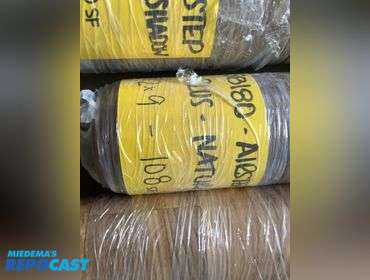 Repocast.com® | Lot of (1) roll of Airstep Plus...
