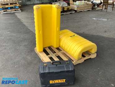 Repocast.com® | Lot of (2) ULINE column protectors...