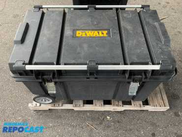 Repocast.com® | DeWalt tool storage box, 36”x24”x24