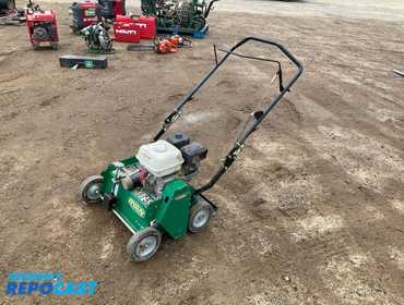 Repocast.com® | 2016 Ryan Ren-O-Thin Power Rake, Honda...