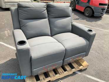 Repocast.com® | Lot of (1) Lippert Stacy Stewart...