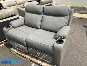 Repocast.com® | Lot of (1) Lippert Michelle Kay...