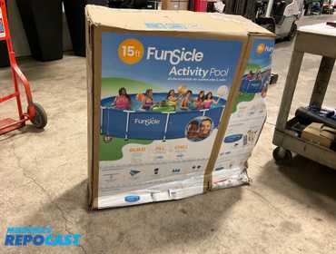 Repocast.com® | (1) Funsicle 15ft Oasis Pool - Open...